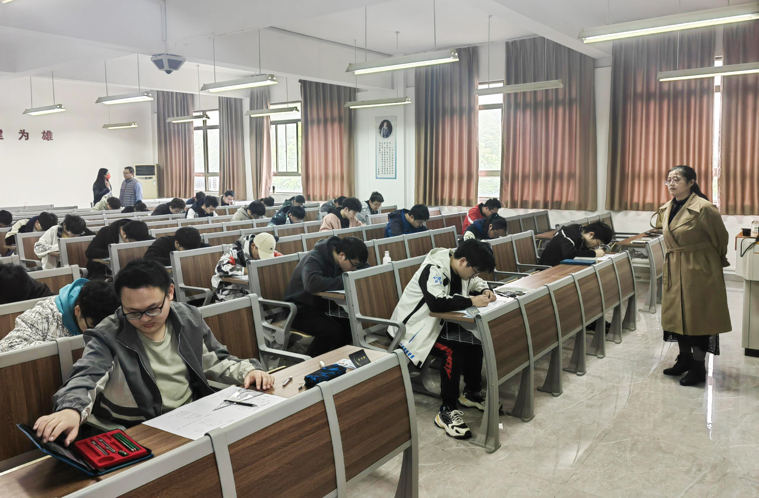 智能制造学院与江苏理工学院开展“0+2”、“3+2”联合培养项目交流活动